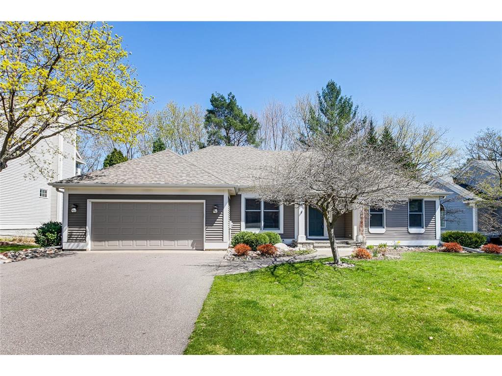 4400 Snail Lake Boulevard, Shoreview, MN, 55126 | MLS: 6503680 | Edina ...
