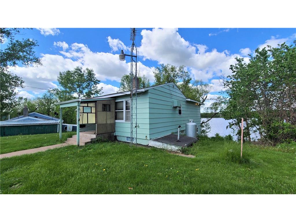 44318 Cedarcrest Trail, Harris, MN, 55032 | MLS: 6517221 | Edina Realty