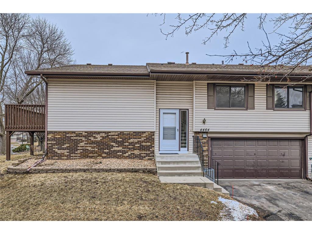 4464 Churchill Street, Shoreview, MN, 55126 | MLS: 6675475 | Edina Realty