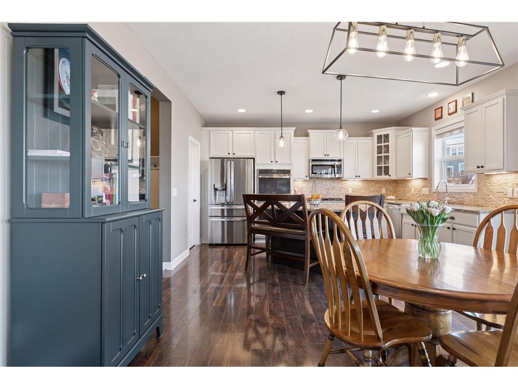 4520 Bailey Lake Drive, Woodbury, MN, 55129 | MLS: 6681265 | Edina Realty