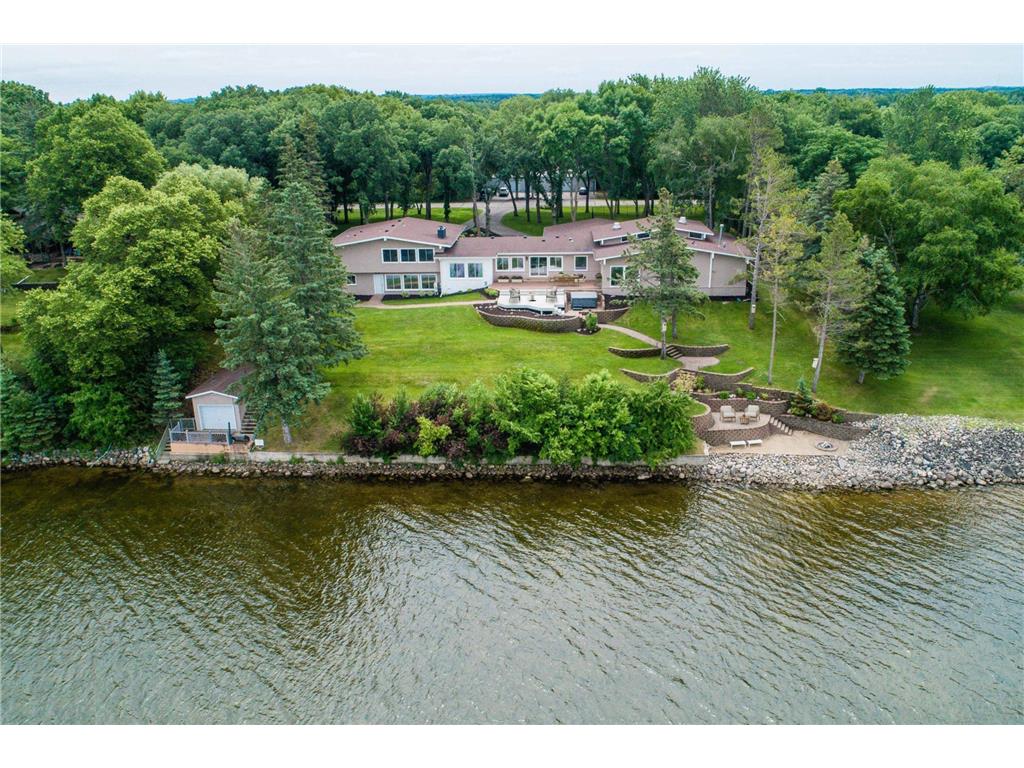 45215 Red Pine Loop, Perham, MN, 56573 | MLS: 6701682 | Edina Realty