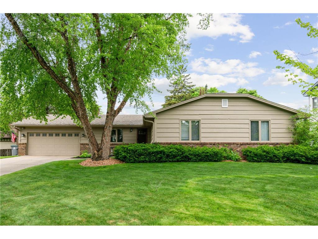 4535 Magnolia Lane N, Plymouth, MN, 55442 | MLS: 6540155 | Edina Realty