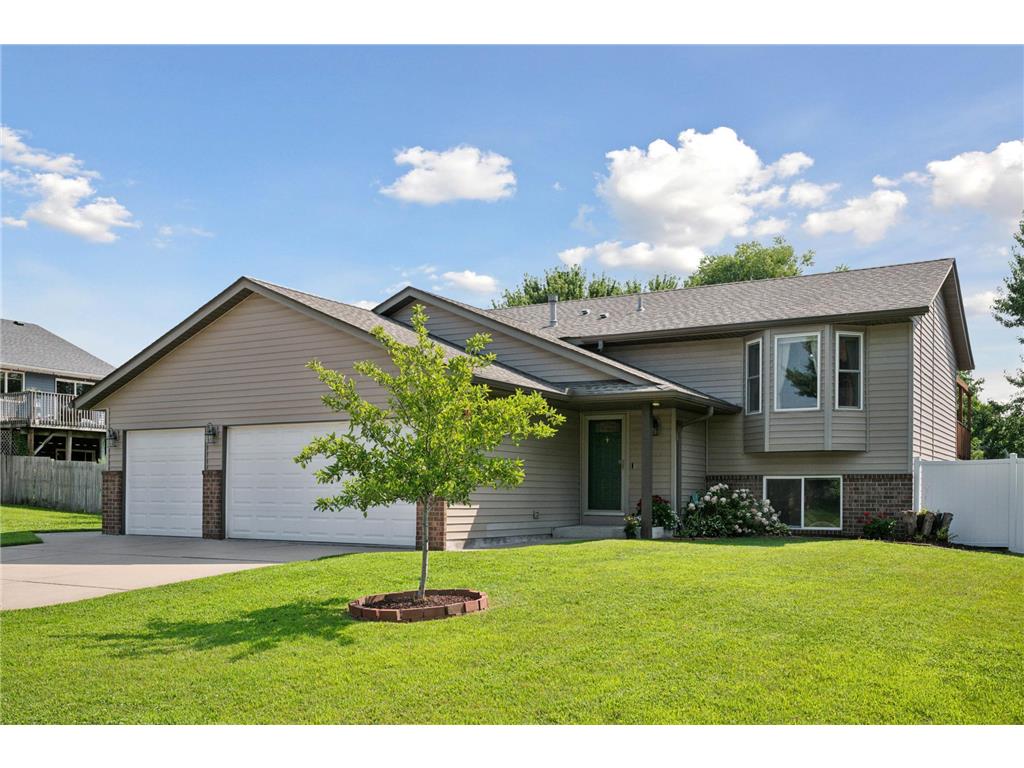 460 Tiffany Drive, Hastings, MN, 55033 | MLS: 6554850 | Edina Realty