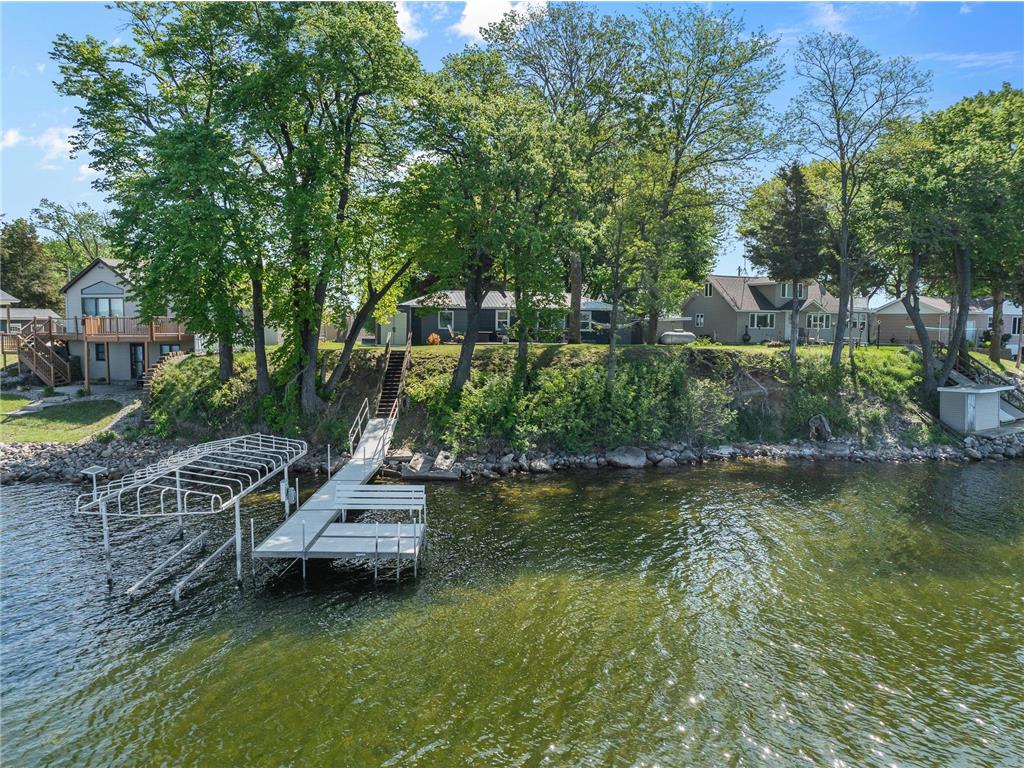 46710 Glens Beach Road, Elysian Twp, MN, 56096 | MLS: 6722370 | Edina ...