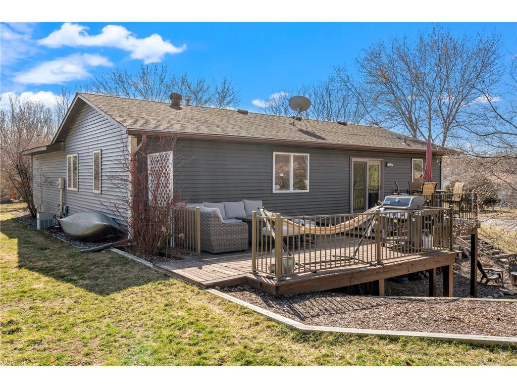 4685 Cambridge Drive, Eagan, MN, 55122 | MLS: 6507124 | Edina Realty