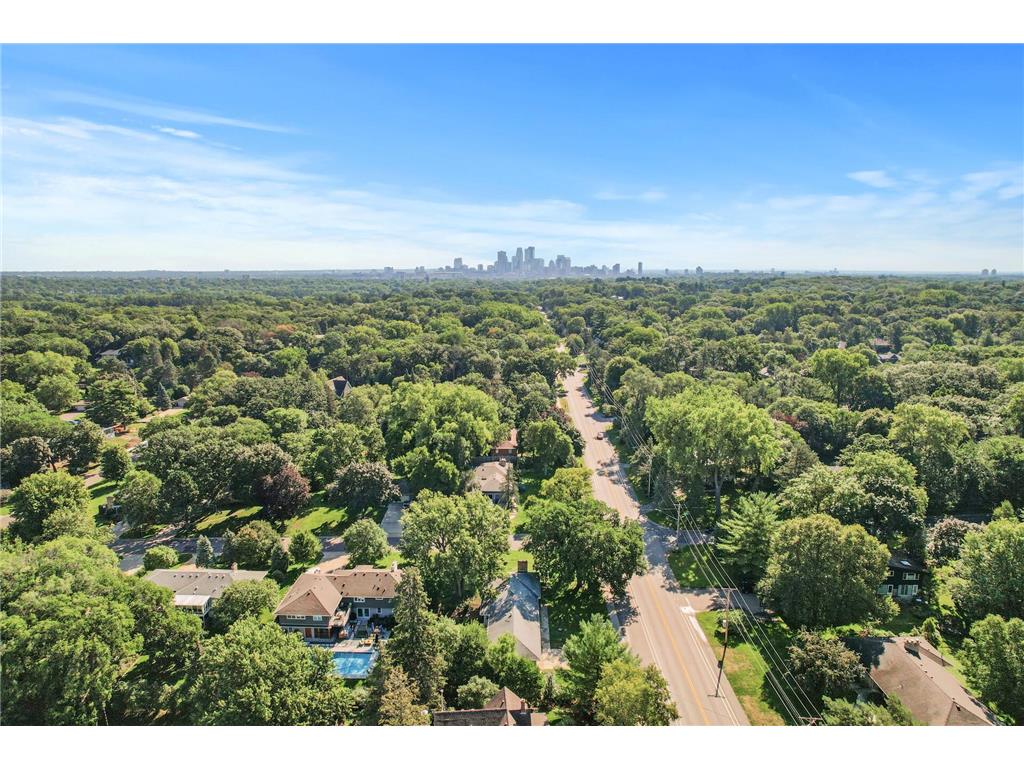 4700 Glenwood Avenue, Golden Valley, MN, 55422 | MLS: 9088288 | Edina ...