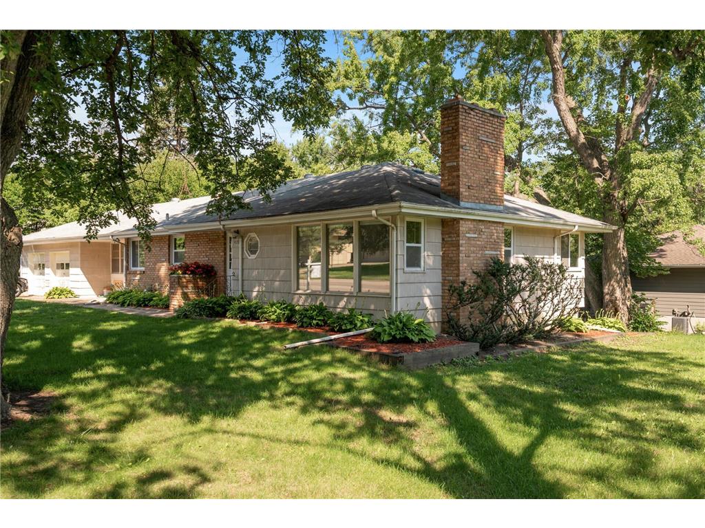 4700 Glenwood Avenue, Golden Valley, MN, 55422 | MLS: 6507159 | Edina ...