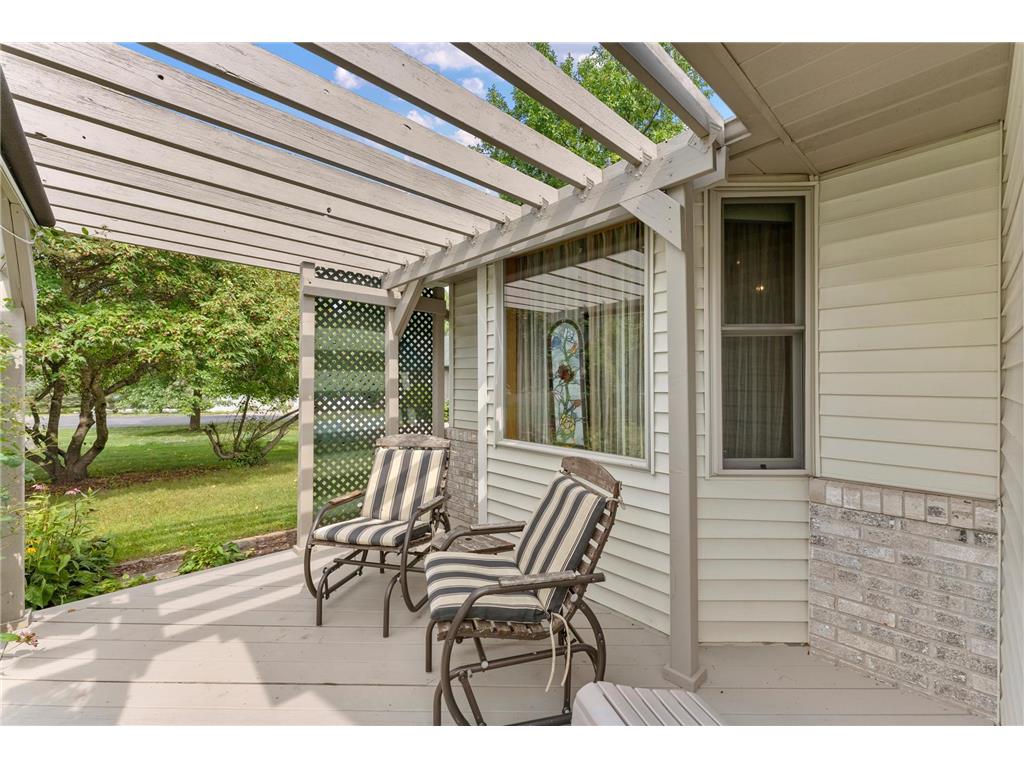 47963 Barber Drive, Stanchfield, MN, 55080 | MLS: 6488428 | Edina Realty