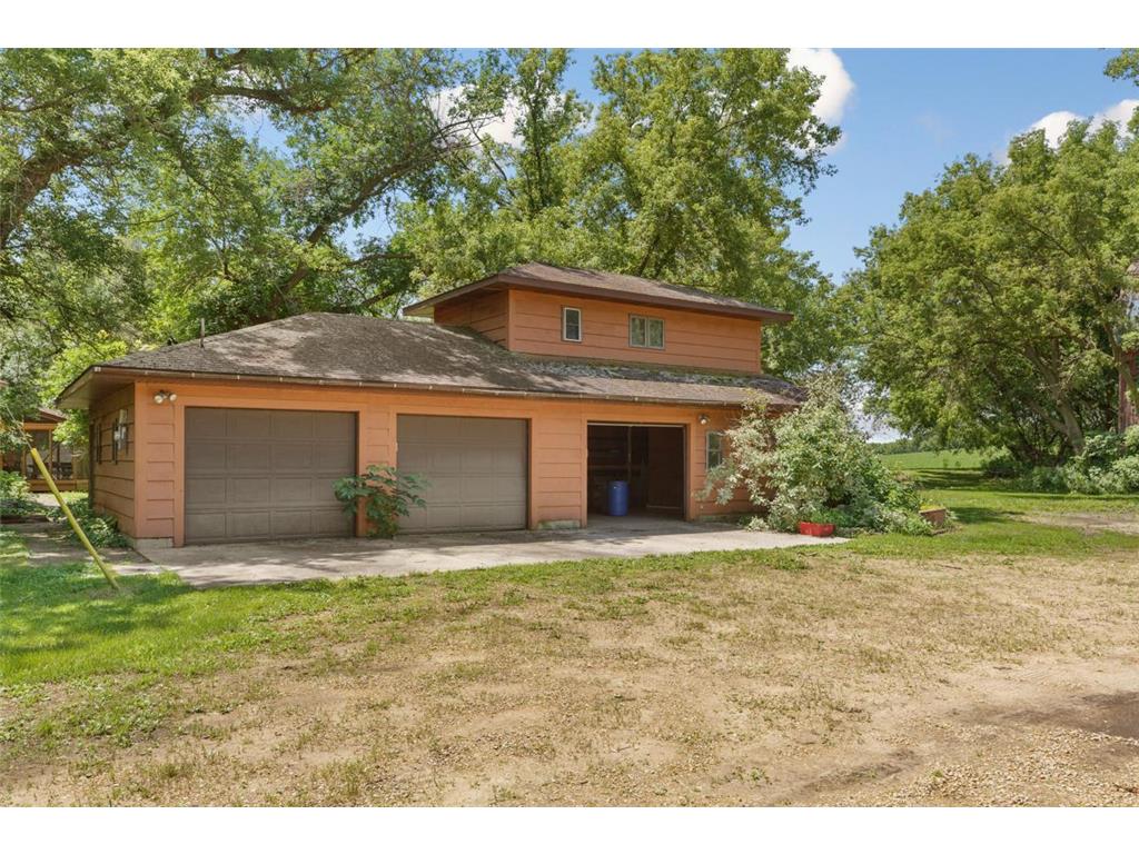48618 Beaver Dam Road, Elysian Twp, MN, 56028 | MLS: 6566507 | Edina Realty