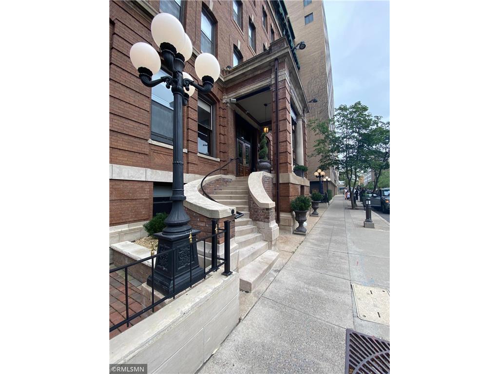 488 Wabasha Street N #502, Saint Paul, MN, 55102 | MLS: 6497419 | Edina Realty