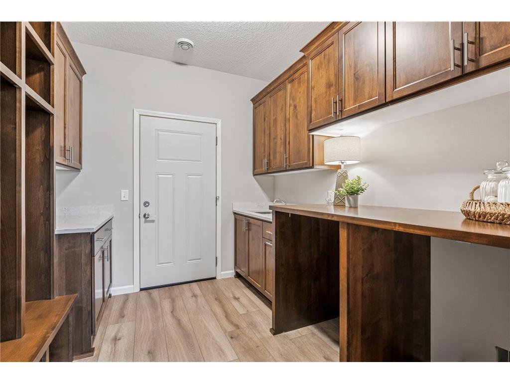 4907 Evergreen Drive N, Hugo, MN, 55038 | MLS: 6778218 | Edina Realty