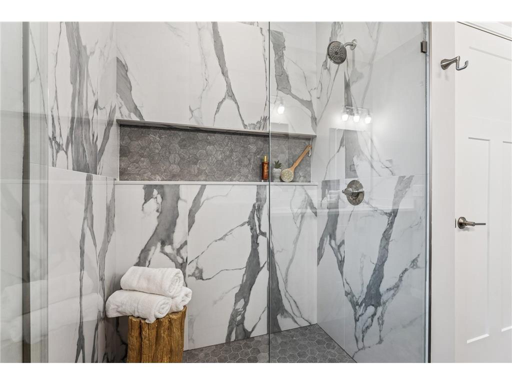 4907 Evergreen Drive N, Hugo, MN, 55038 | MLS: 6778218 | Edina Realty