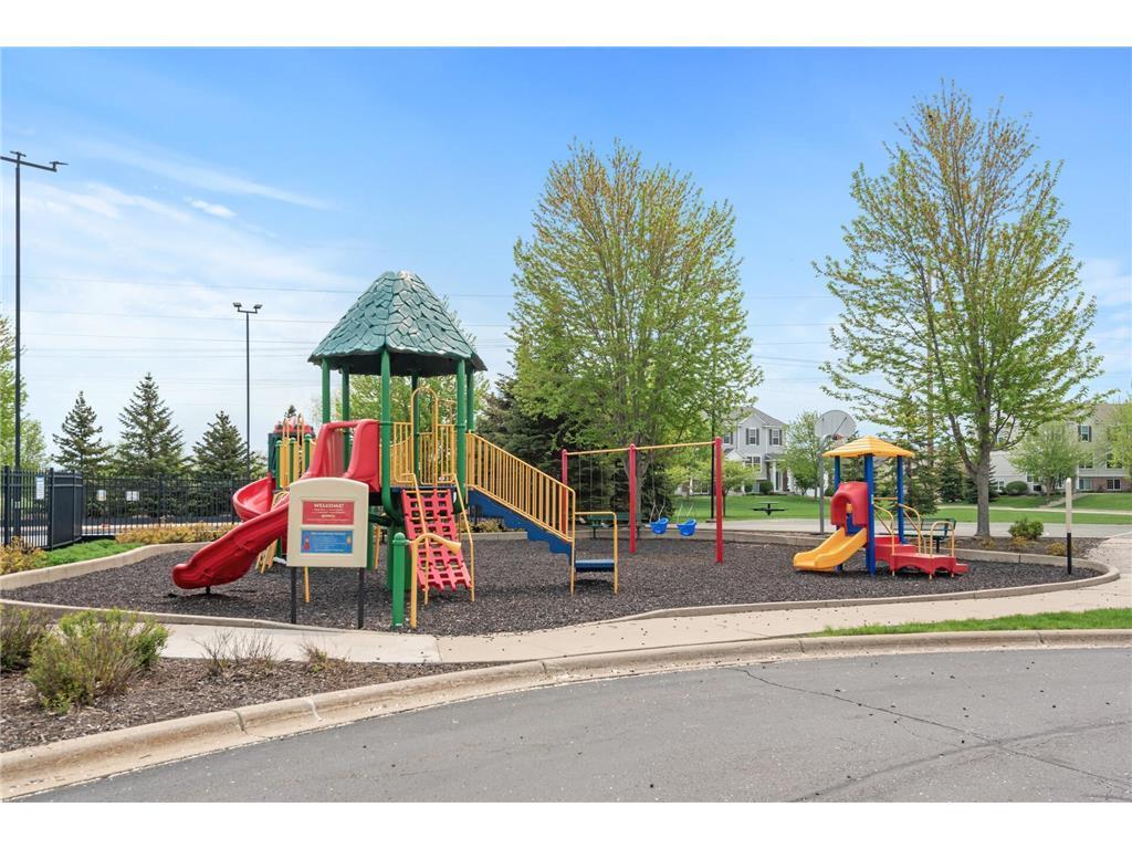 4907 Evergreen Drive N, Hugo, MN, 55038 | MLS: 6778218 | Edina Realty