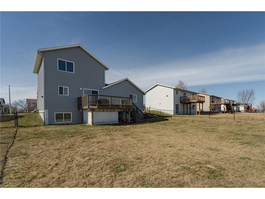 4918 King Arthur Drive NW, Rochester, MN, 55901 | MLS: 6526327 | Edina ...