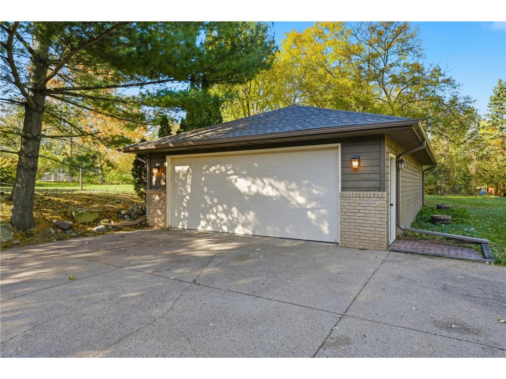 4930 Winsdale Street N, Golden Valley, MN, 55422 | MLS: 6822894 | Edina ...