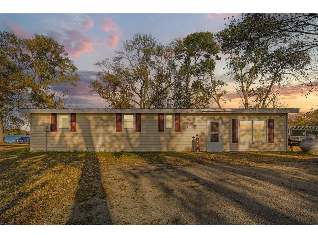 49393 Sportsmans Lane, Elysian Twp, MN, 56096 | MLS: 6658403 | Edina Realty