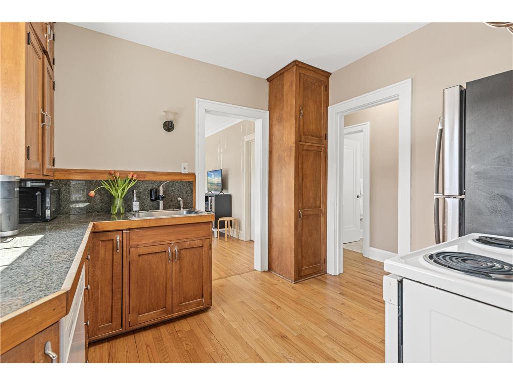 4949 Penn Avenue S, Minneapolis, MN, 55419 | MLS: 6715705 | Edina Realty