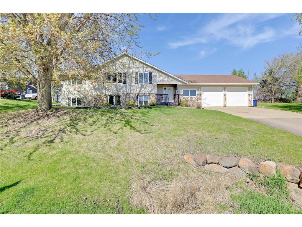 4954 Jeffers Court, Lonsdale, MN, 55046 | MLS: 6717125 | Edina Realty