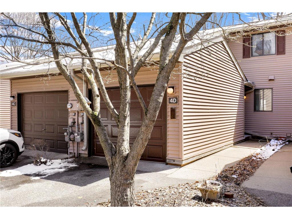 4D Ridge Road, Circle Pines, MN, 55014 | MLS: 6345655 | Edina Realty