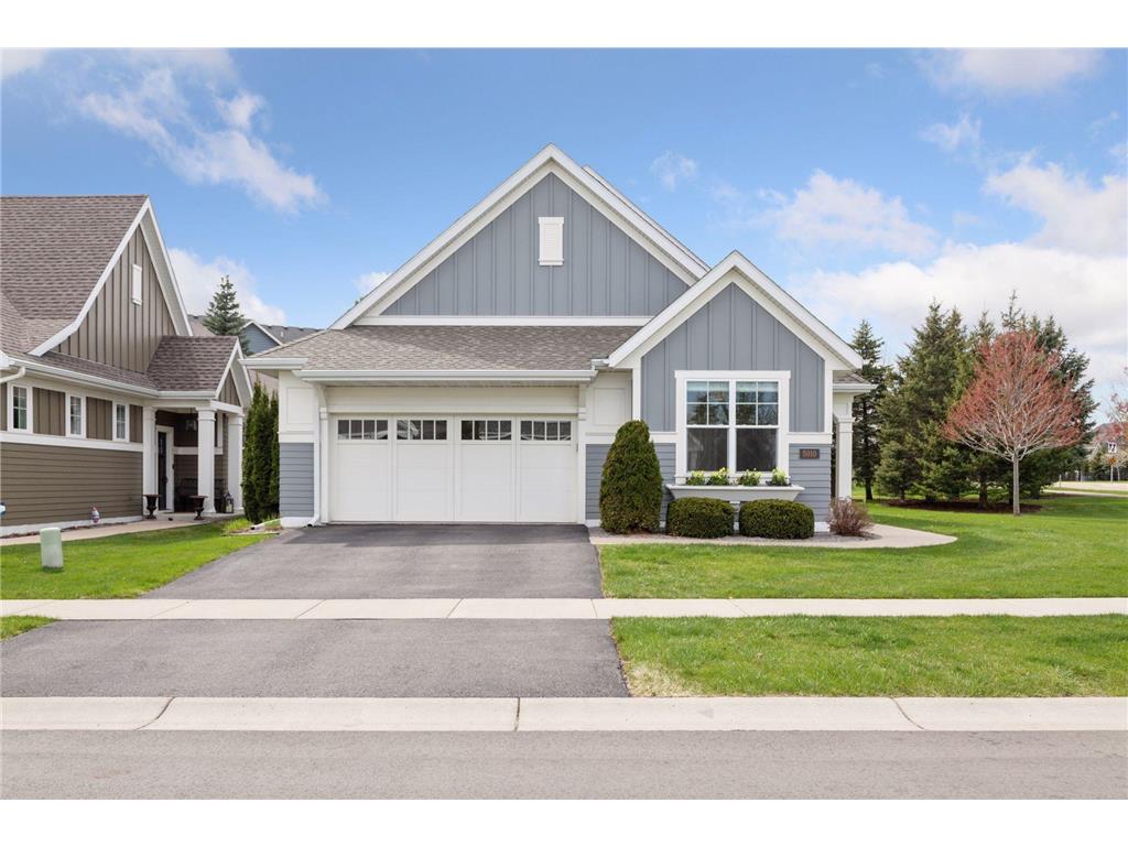 5010 Dale Ridge Road, Woodbury, MN, 55129 | MLS: 6711165 | Edina Realty
