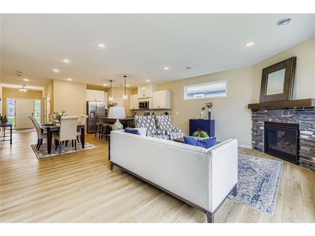 5035 Dale Ridge Road, Woodbury, MN, 55129 | MLS: 6760672 | Edina Realty