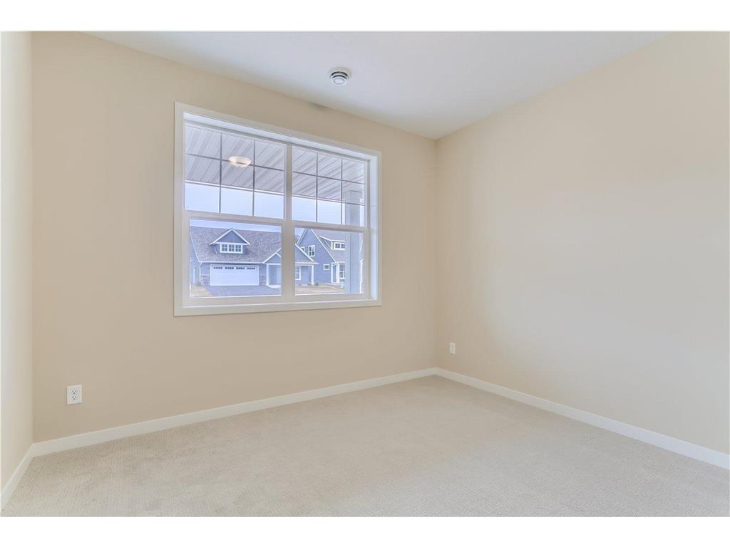 5035 Dale Ridge Road, Woodbury, MN, 55129 | MLS: 6760672 | Edina Realty