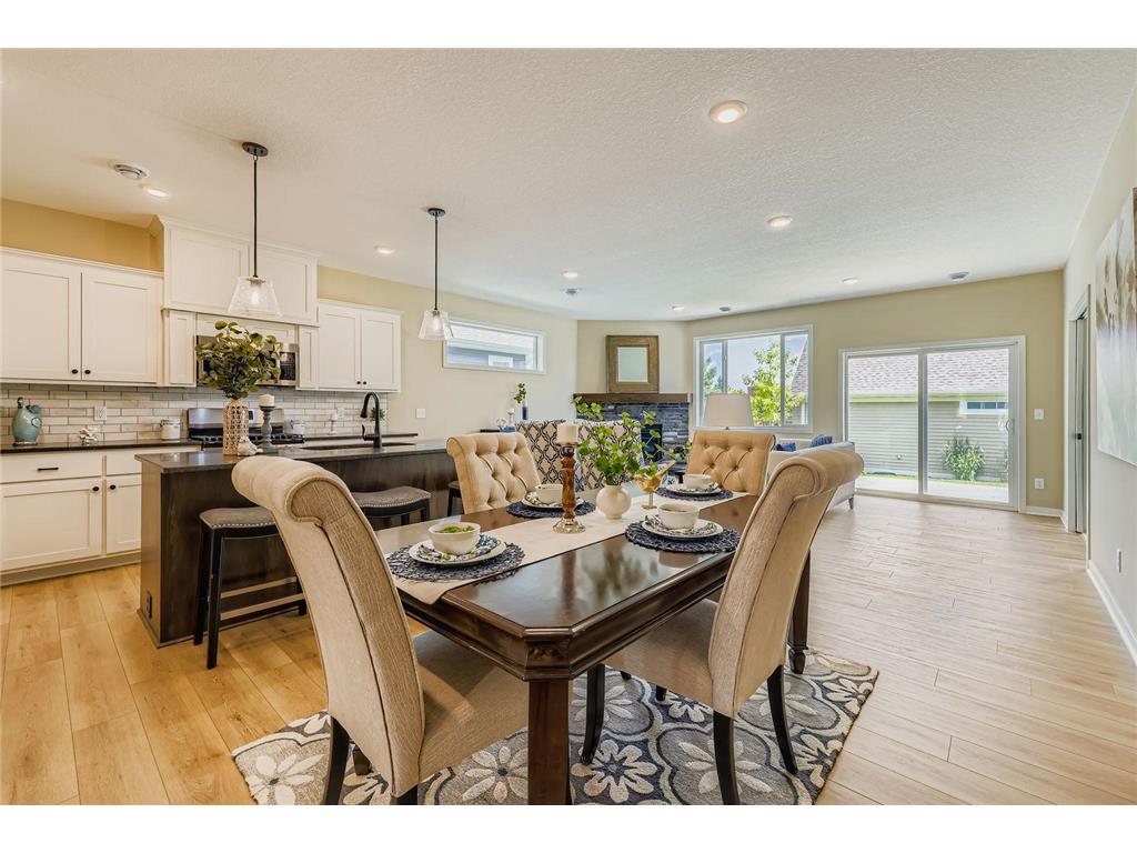 5035 Dale Ridge Road, Woodbury, MN, 55129 | MLS: 6760672 | Edina Realty