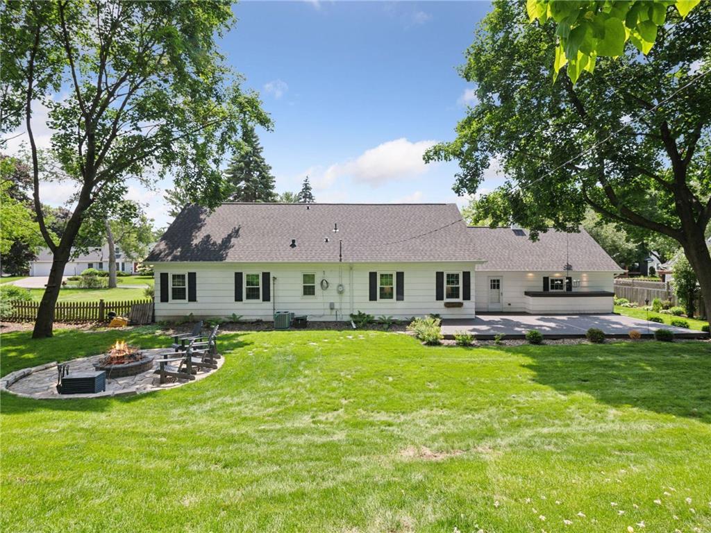 5048 Kent Avenue, Edina, MN, 55436 | MLS: 6696998 | Edina Realty