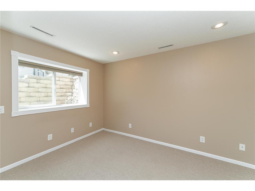 5072 Cannon Lane NW, Rochester, MN, 55901 | MLS: 6757769 | Edina Realty