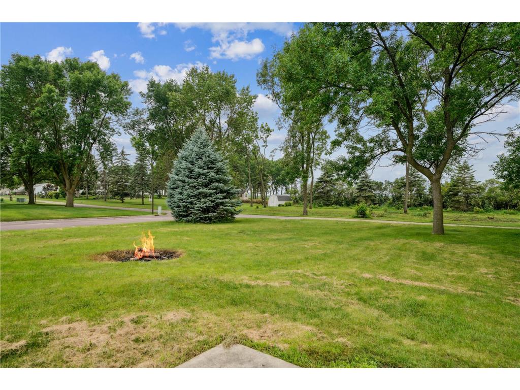 509 Park Street S, Fairfax, MN, 55332 | MLS: 6751912 | Edina Realty