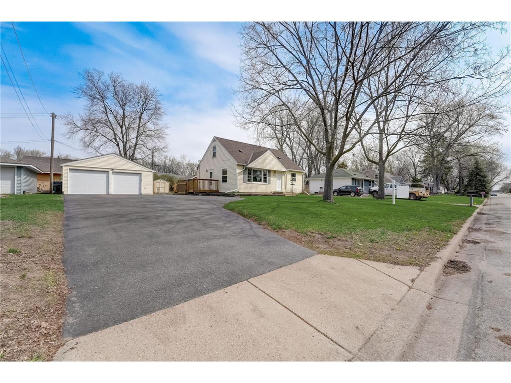 511 79th Avenue NE, Spring Lake Park, MN, 55432 | MLS: 6516174 | Edina ...