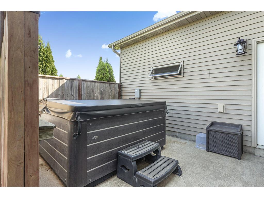 511 8th Street SW, Rice, MN, 56367 | MLS: 6751128 | Edina Realty