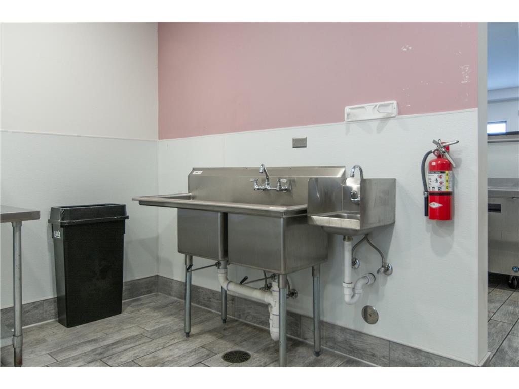 511 Washington Street, Brainerd, MN, 56401 | MLS: 6637017 | Edina Realty