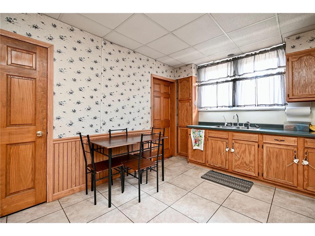 512 E Wabasha Street, Winona, MN, 55987 | MLS: 6758532 | Edina Realty