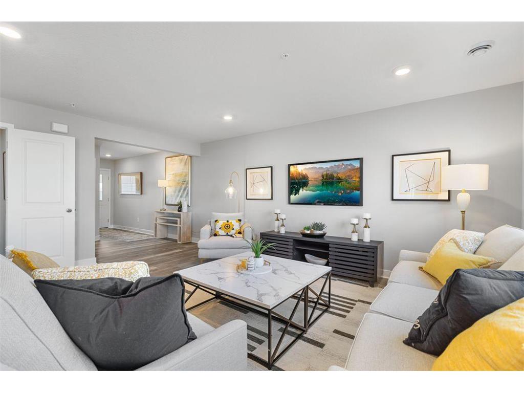 5120 Stable View Drive, Woodbury, MN, 55129 | MLS: 6702433 | Edina Realty