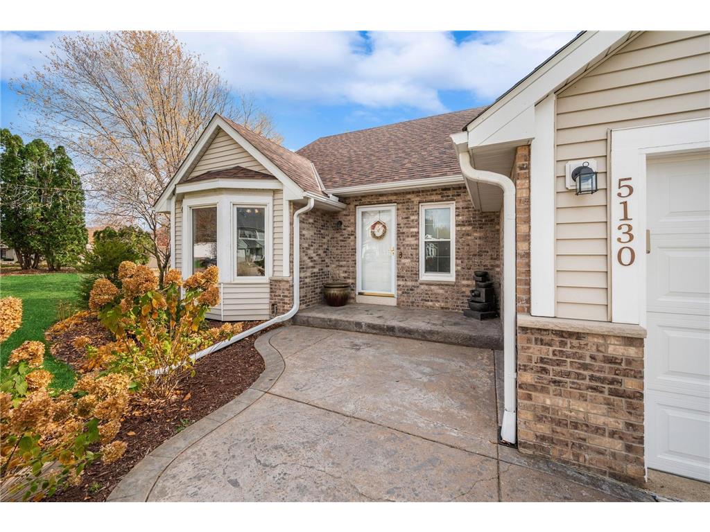 5130 127th Street W, Apple Valley, MN, 55124 | MLS: 6453600 | Edina Realty