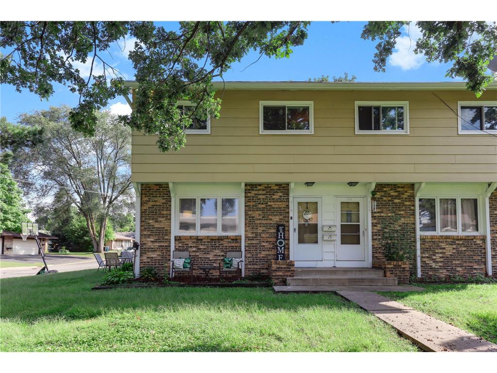 514 Shadyside Circle, Hopkins, MN, 55343 | MLS: 7006688 | Edina Realty