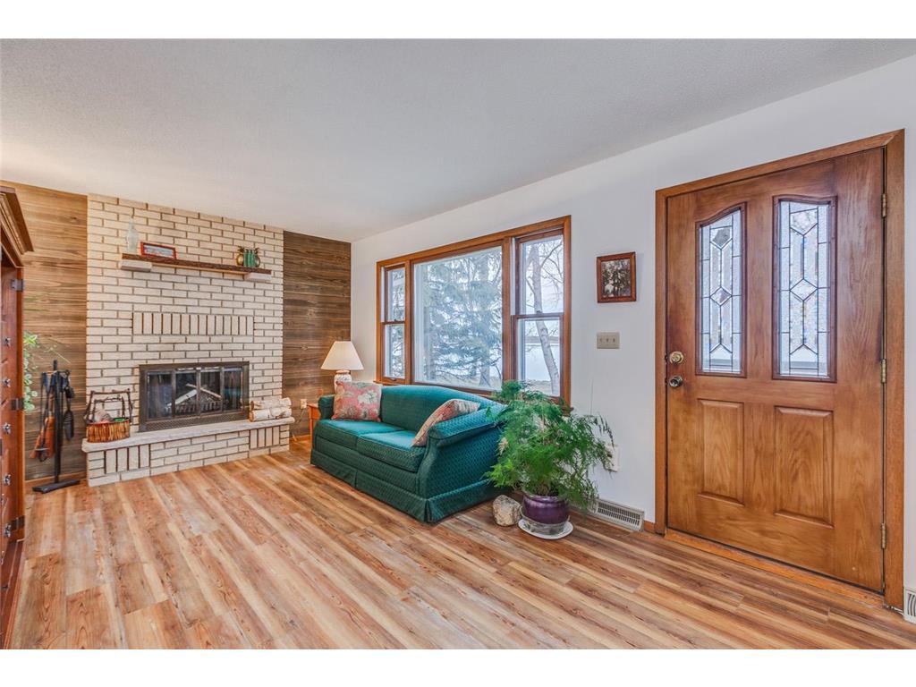 51415 Belle Isle Drive, Rush City, MN, 55069 | MLS: 6502731 | Edina Realty