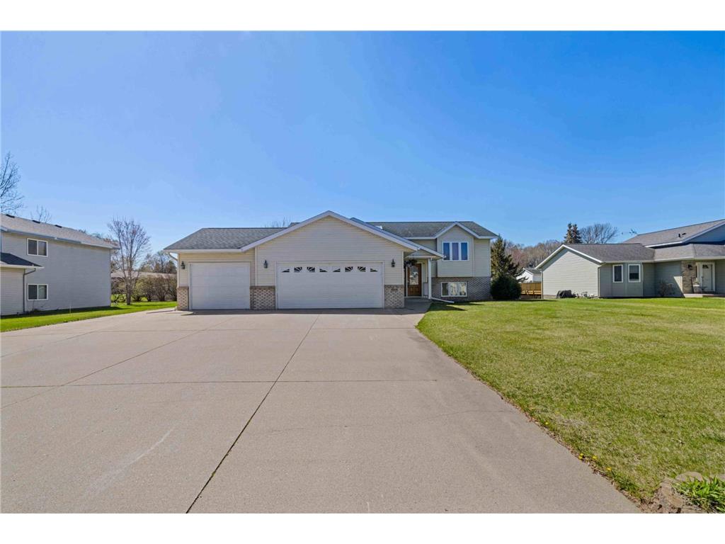 517 Walnut Street, Rockville, MN, 56320 | MLS: 6710450 | Edina Realty