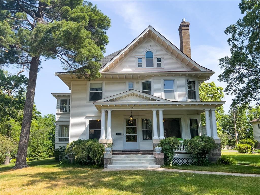 519 6th Avenue W, Alexandria, MN, 56308 | MLS: 6385939 | Edina Realty