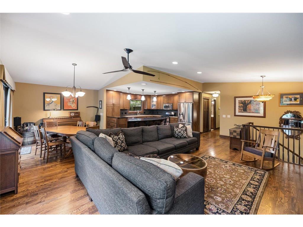 520 Wedgewood Lane N, Plymouth, MN, 55441 | MLS: 6743038 | Edina Realty