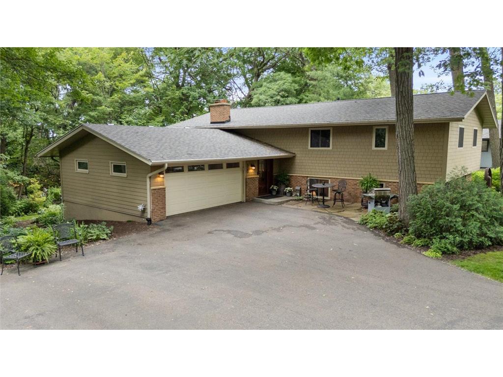 520 Wedgewood Lane N, Plymouth, MN, 55441 | MLS: 6743038 | Edina Realty
