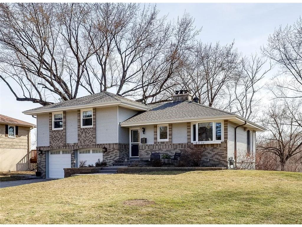 5213 Danens Drive, Edina, MN, 55439 | MLS: 6352211 | Edina Realty