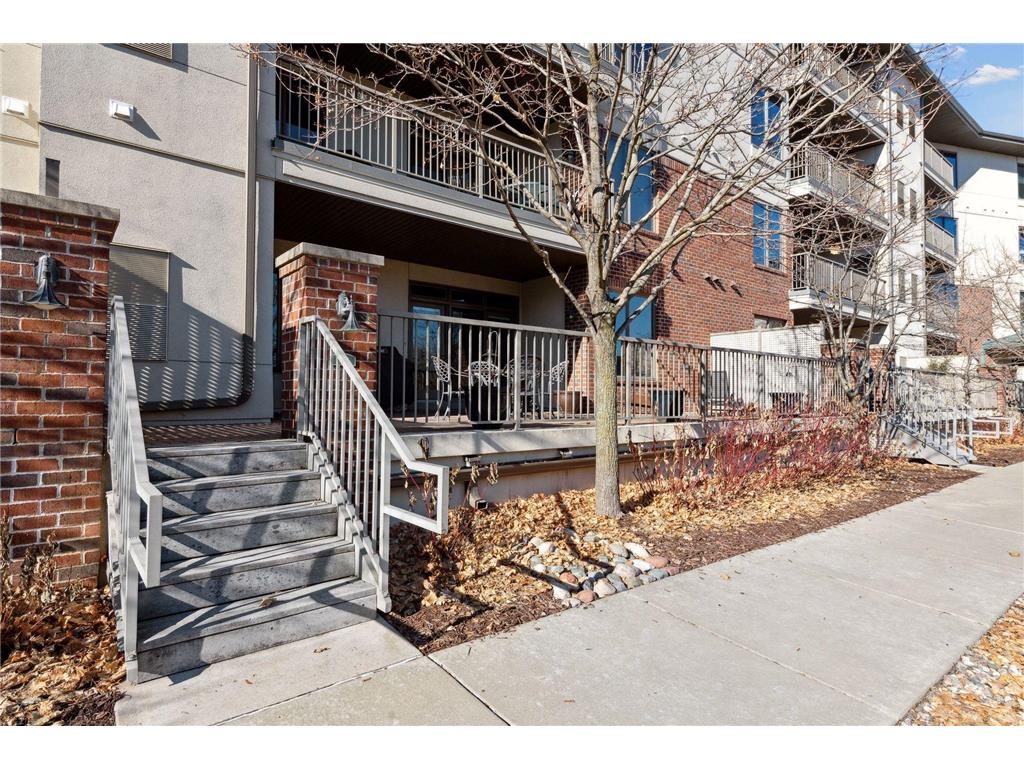 5225 Grandview Square #109, Edina, MN, 55436 | MLS: 6485604 | Edina Realty