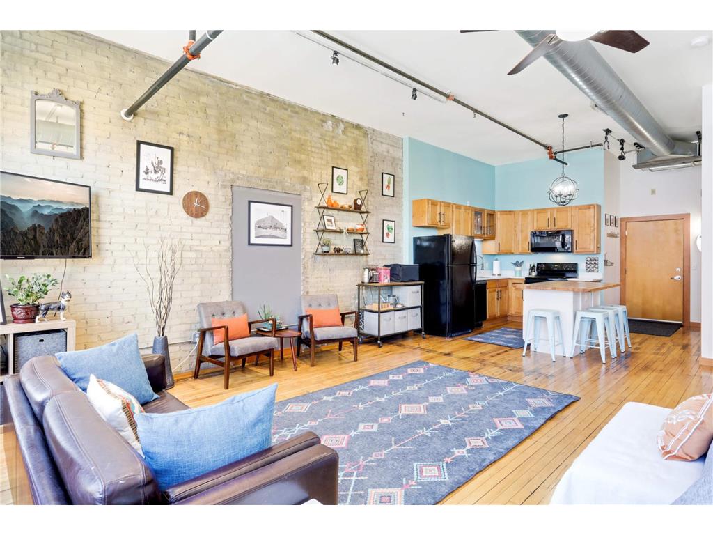 523 Jackson Street #204, Saint Paul, MN, 55101 | MLS: 6363268 | Edina ...