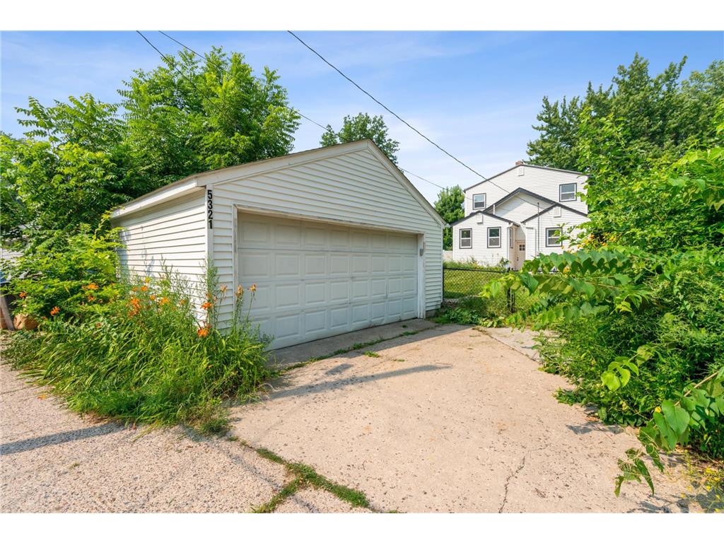 5321 40th Avenue S, Minneapolis, MN, 55417 | MLS: 6764329 | Edina Realty