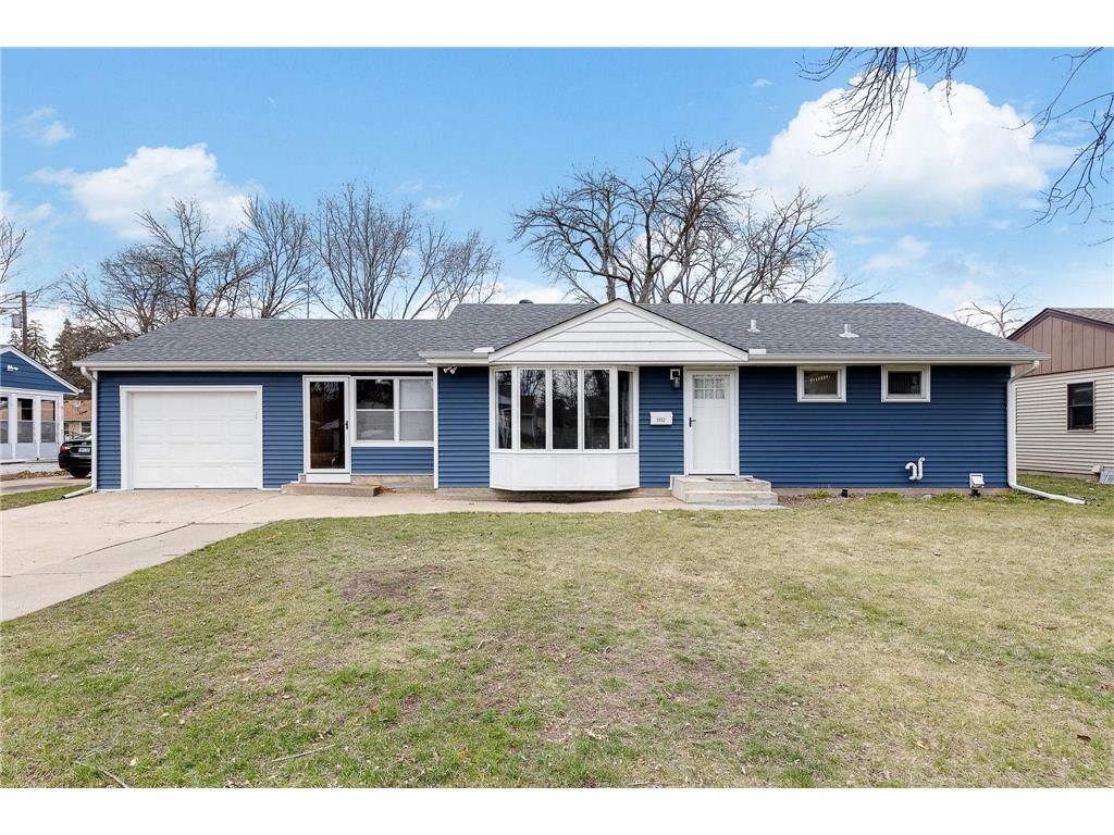 5352 Lakeside Avenue N, Crystal, MN, 55429 | MLS: 6519169 | Edina Realty