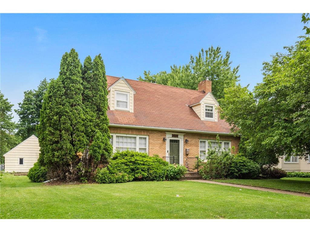 540 E Academy Street, Owatonna, MN, 55060 | MLS: 6379041 | Edina Realty