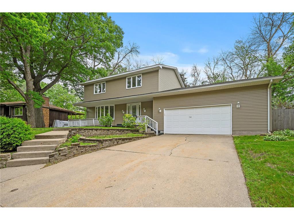 540 Heinel Drive, Roseville, MN, 55113 | MLS: 6552083 | Edina Realty