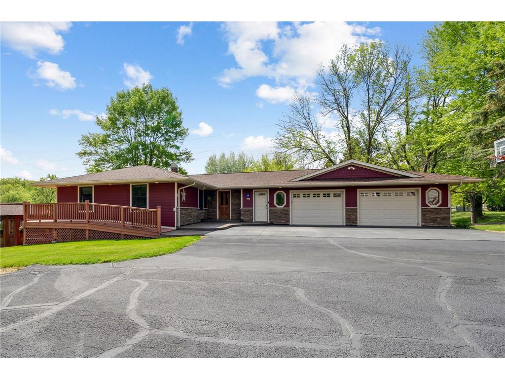 540 S Piety Street, Ellsworth, WI, 54011 | MLS: 6534866 | Edina Realty